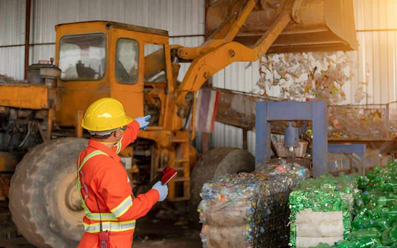 How Can Facility Management Software Assist In Managing Facility Waste?